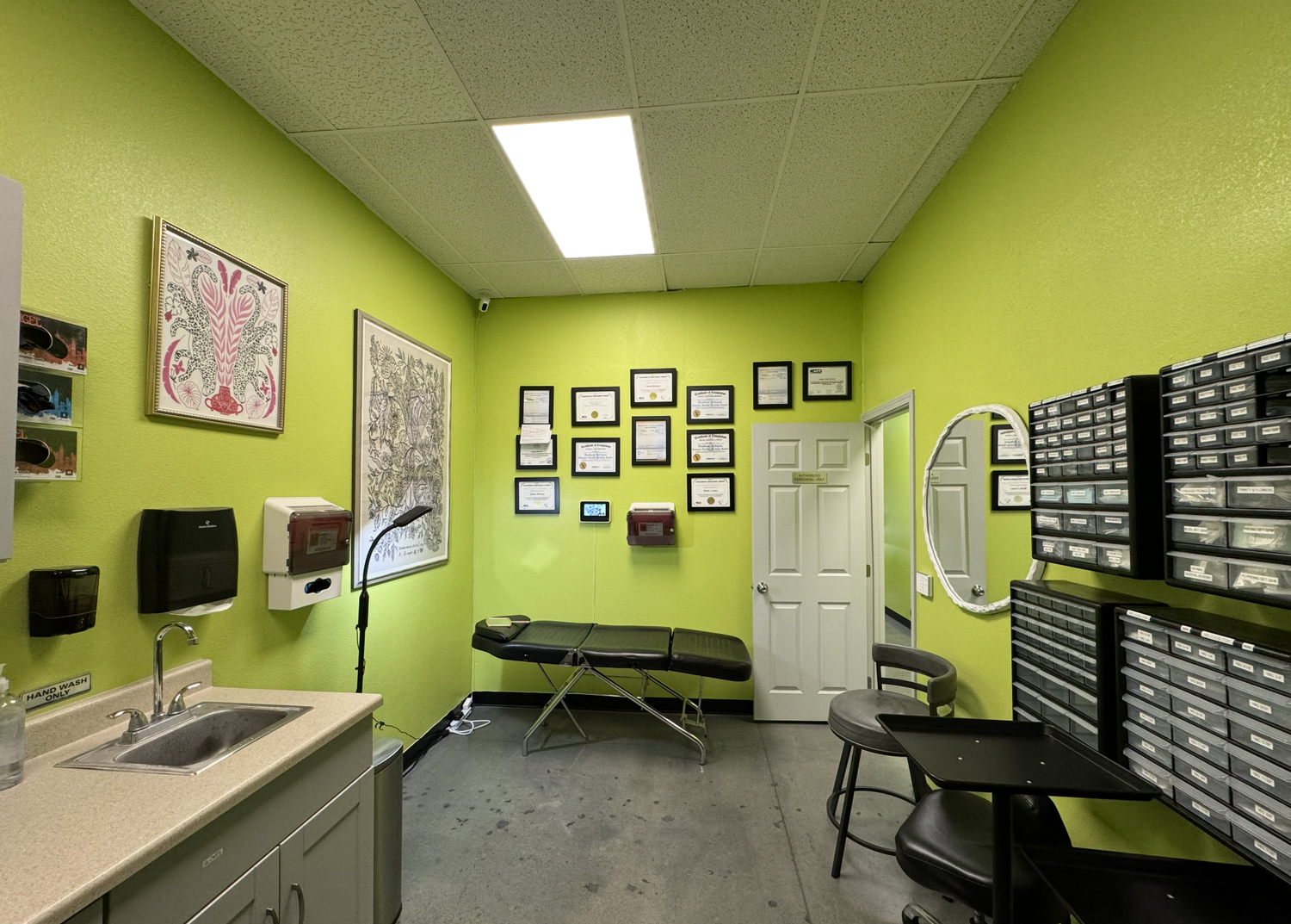 The Piercing Bar