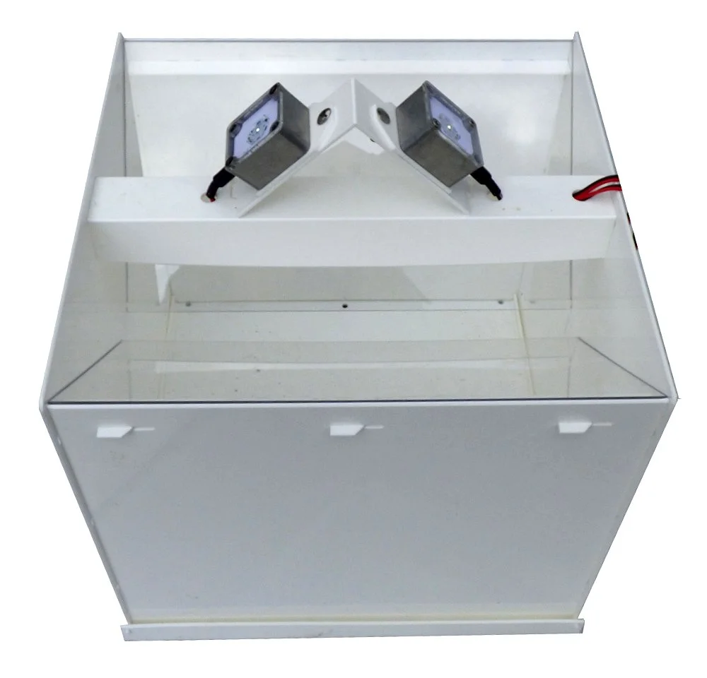 LED26 White Compact LED Skinner Moth Trap kit with Anker Powerbank ...
