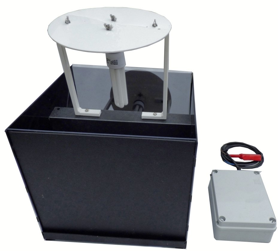 LED25 White Compact LED Heath Moth Trap kit with Anker Powerbank ...
