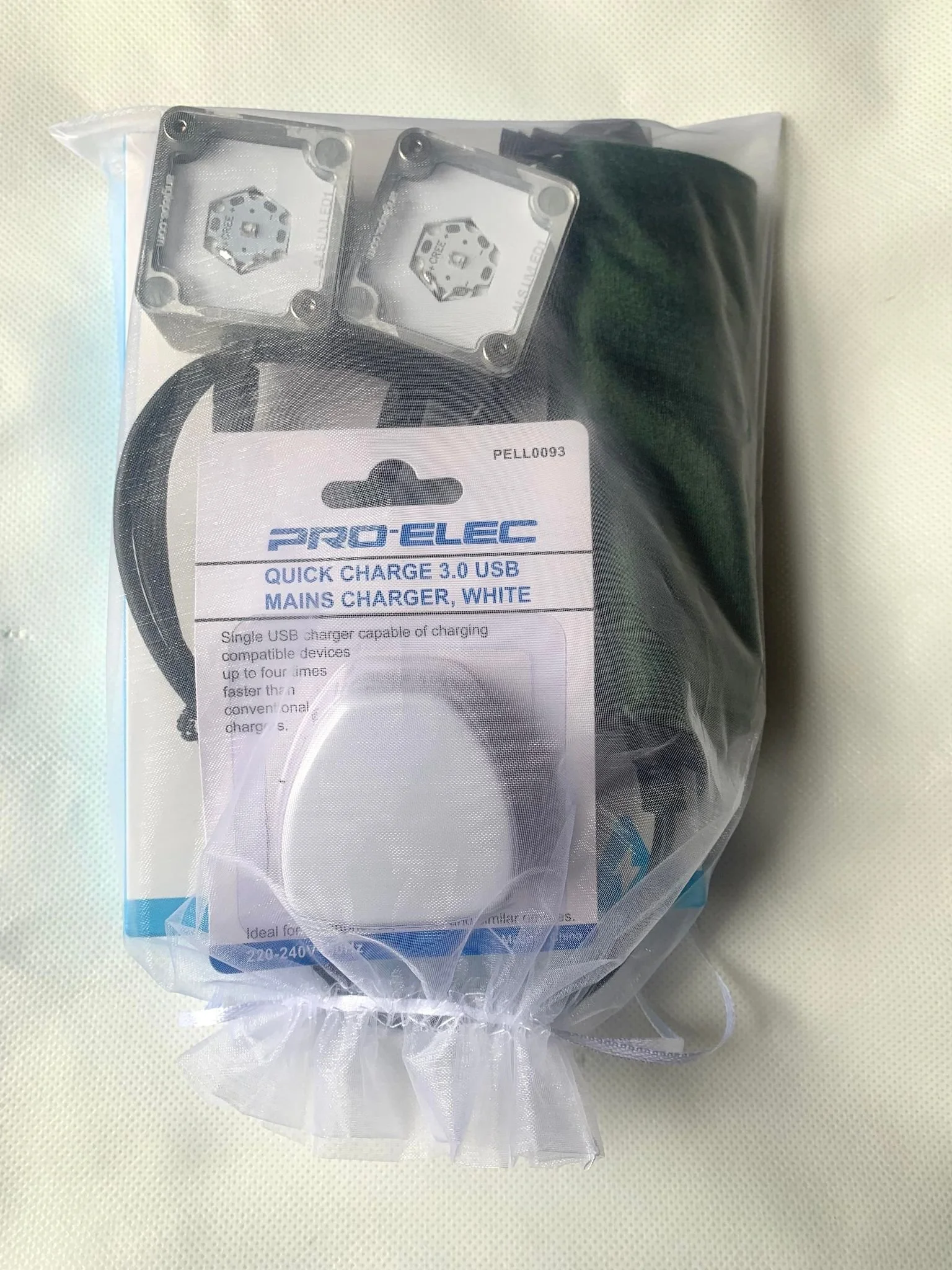 LED08 White Compact LED Skinner Moth Trap — ALS - Anglian Lepidopterist ...