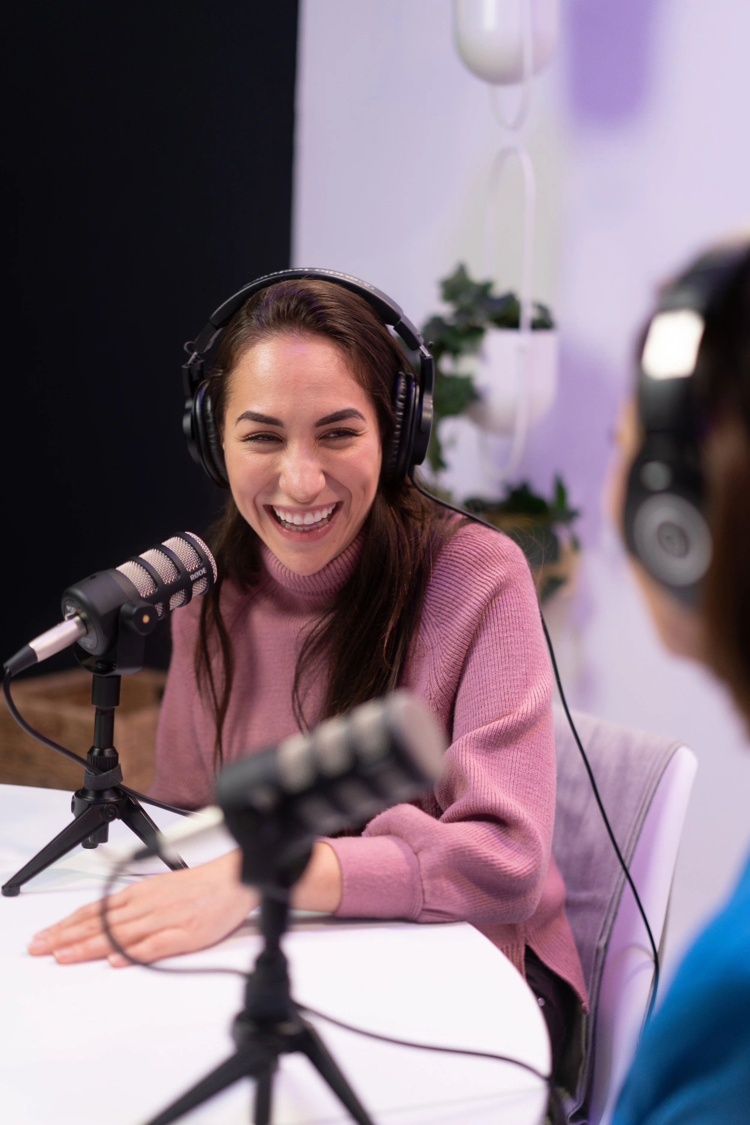 Shore Studio | Estudio de podcast en video en Puebla