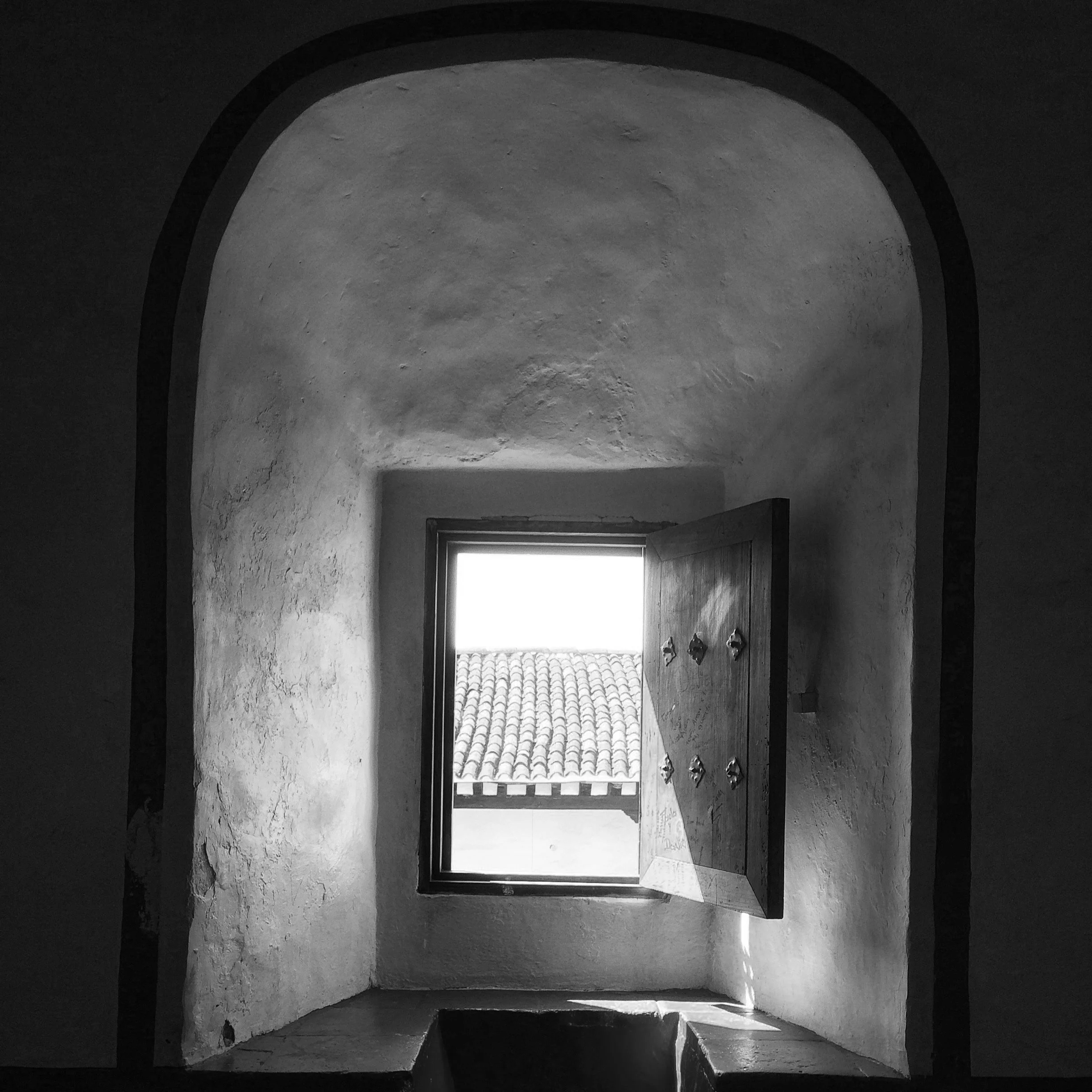 Acoustic Design in Architecture: Creating Spaces with Sound in Mind