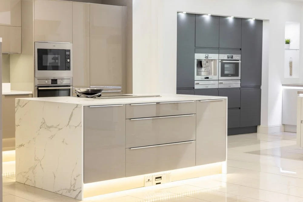 Contact Kitchen World — Kitchen World