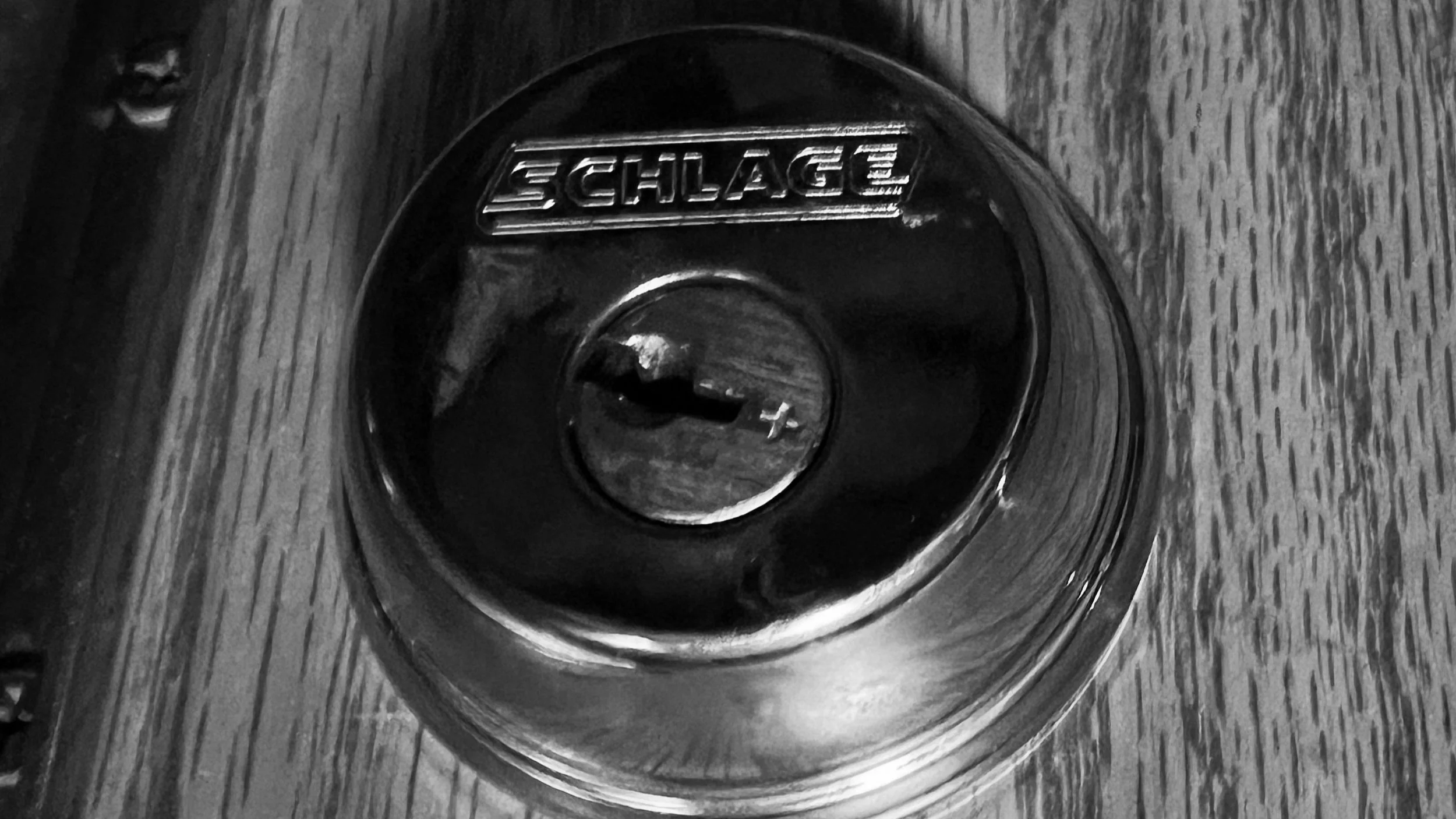 Weiser VS Schlage | Crono Lock