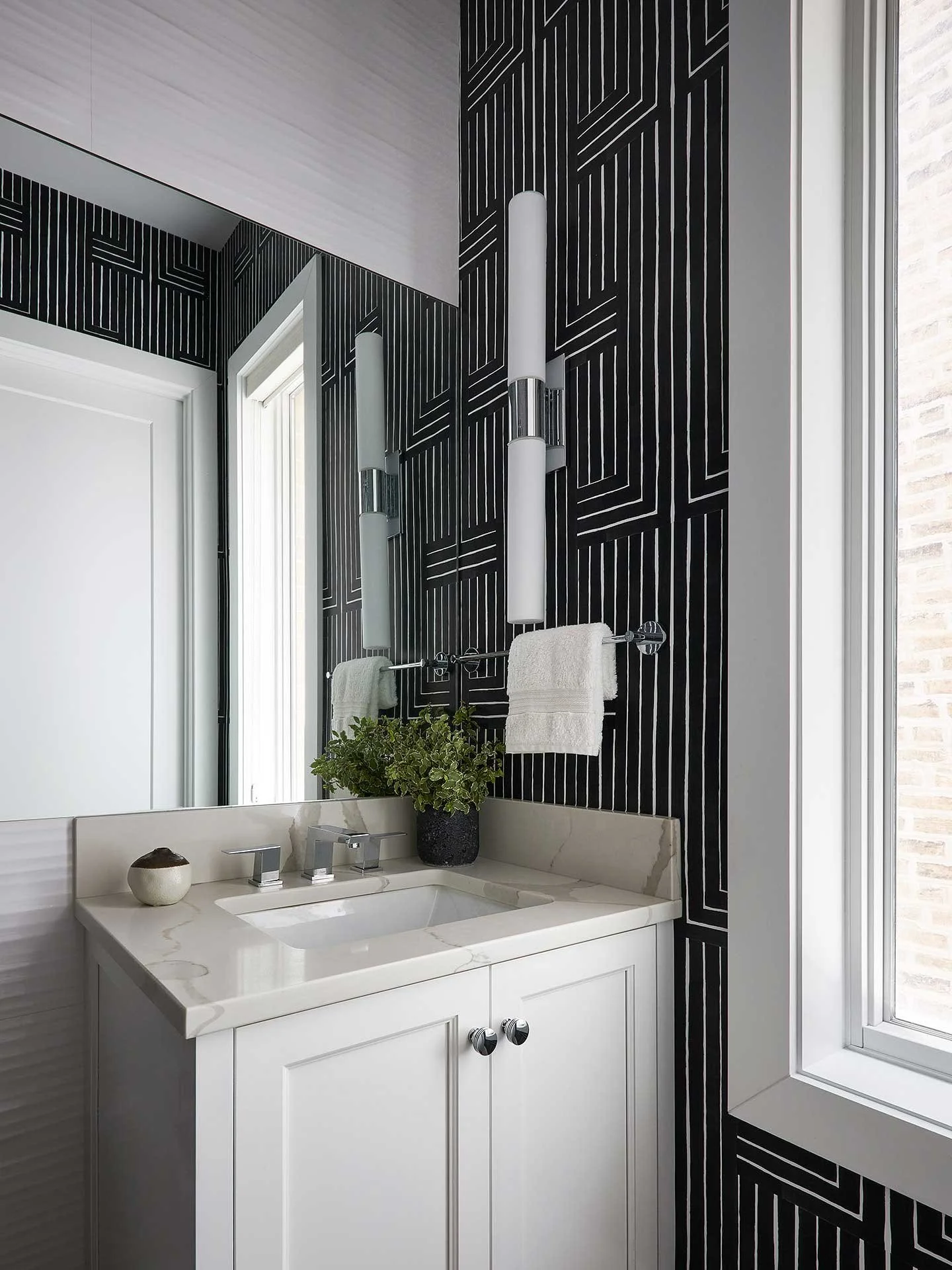 No. 14 : CHICAGO, ILLINOIS — Dan Rak Design | Classic Contemporary ...