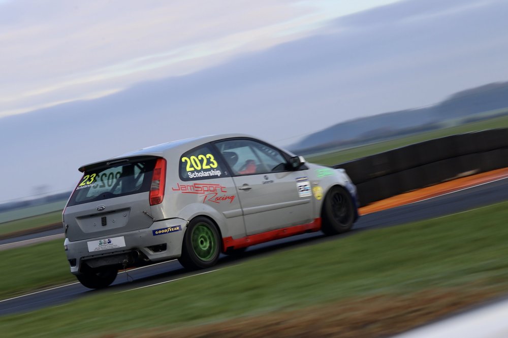 Scholarship — Jamsport Racing