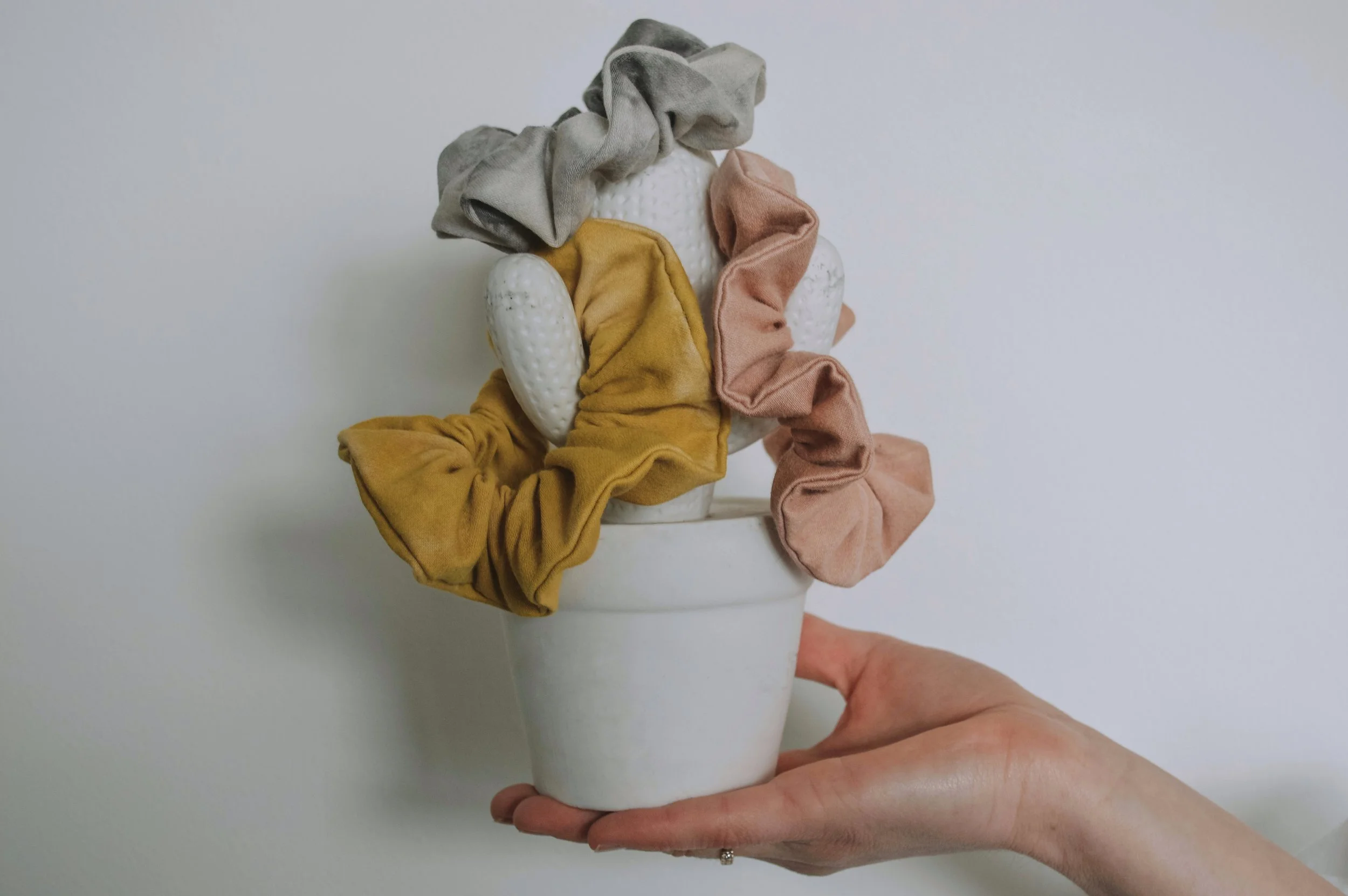 Natural dyes and eco-printing from Diana in Seville — Campo JacOff-grid ...