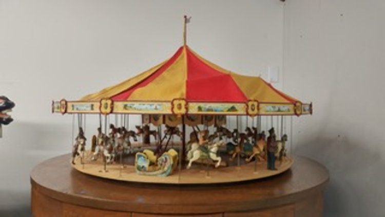 Olcott HS Menagerie Carousel Model — Buffalo Heritage Carousel