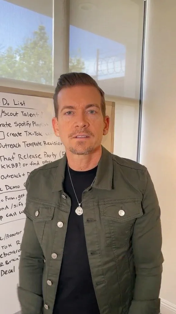 Damon Sharpe | Official Website