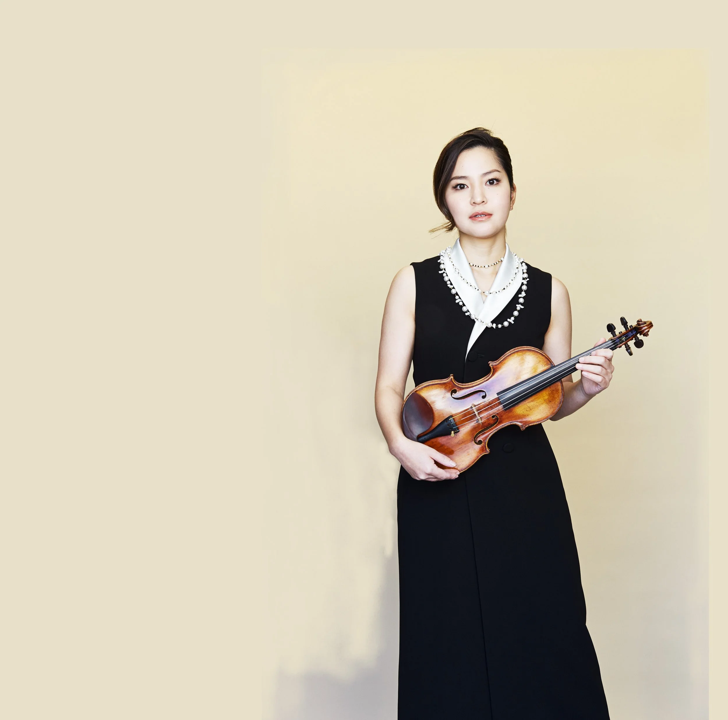 Mayuko Kamio — Dispeker Artists