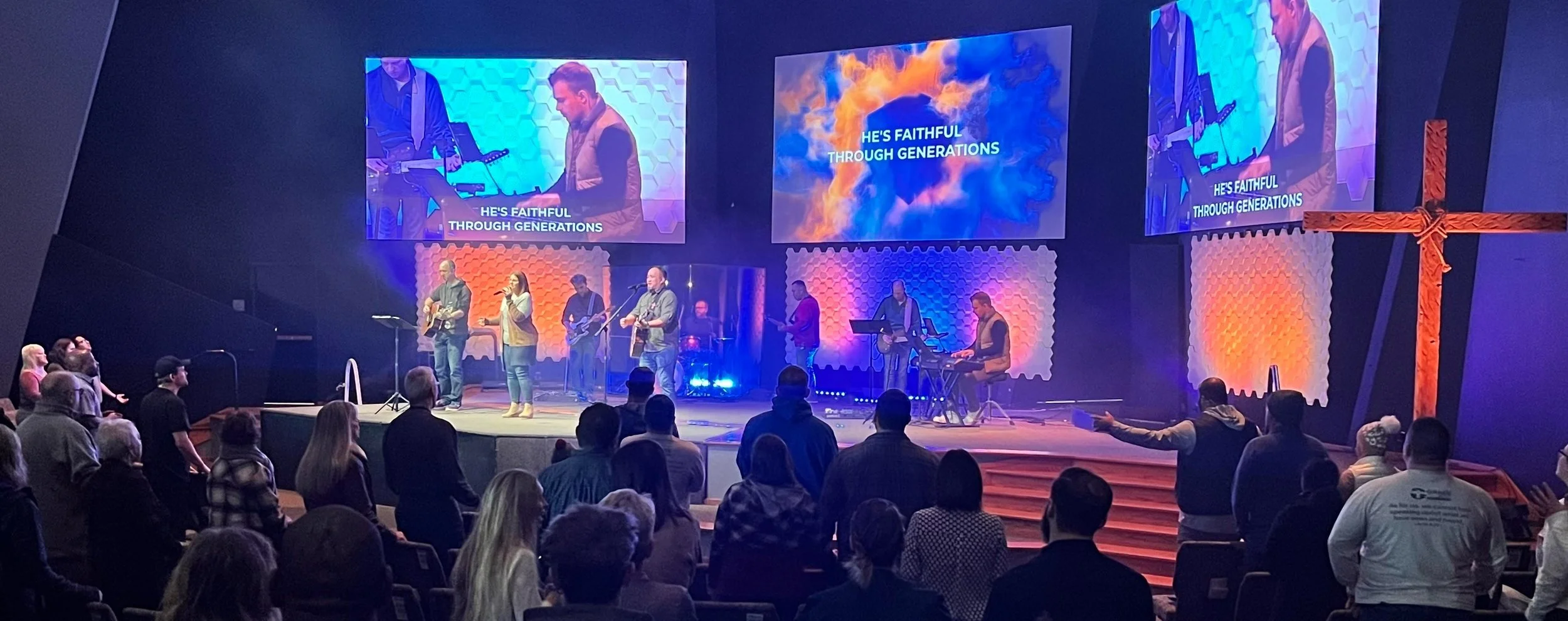 Sundays — GRACE FELLOWSHIP