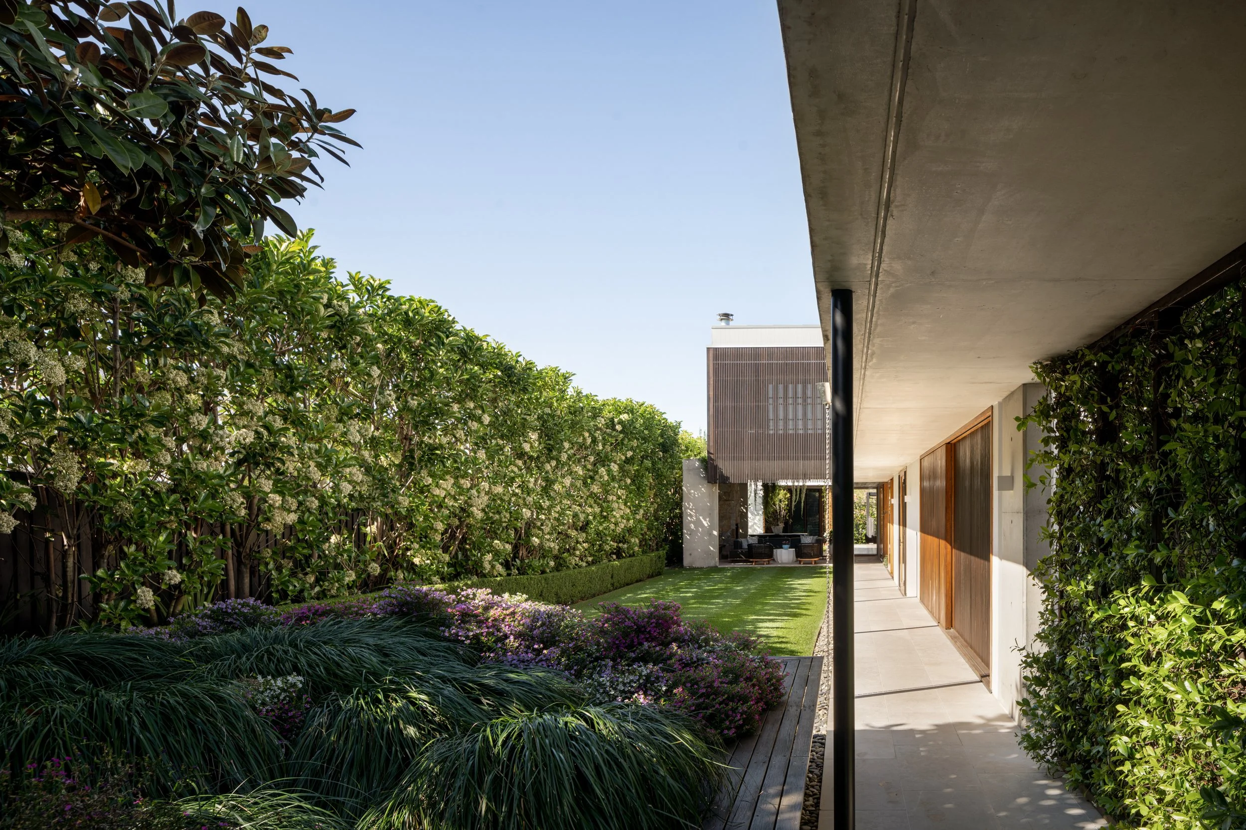 7 Courtyard House | Shaun Lockyer Architects