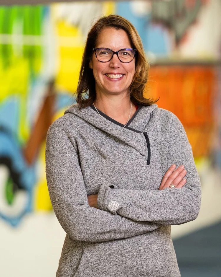 Pickle & Chill: Largest Midwest pickleball hub. Indoor/outdoor courts ...