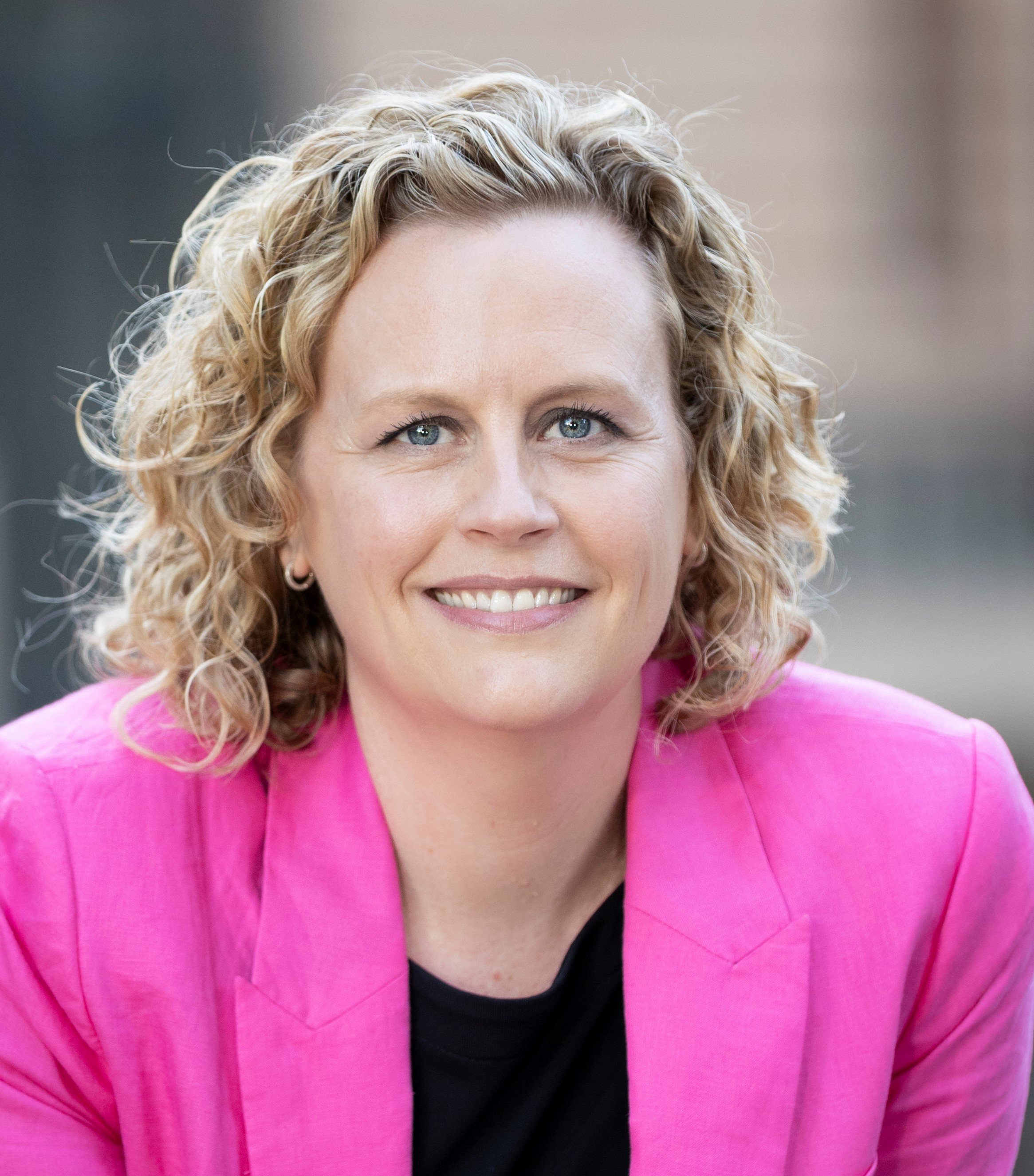 Sarah Dart's Instagram, Twitter & Facebook on IDCrawl