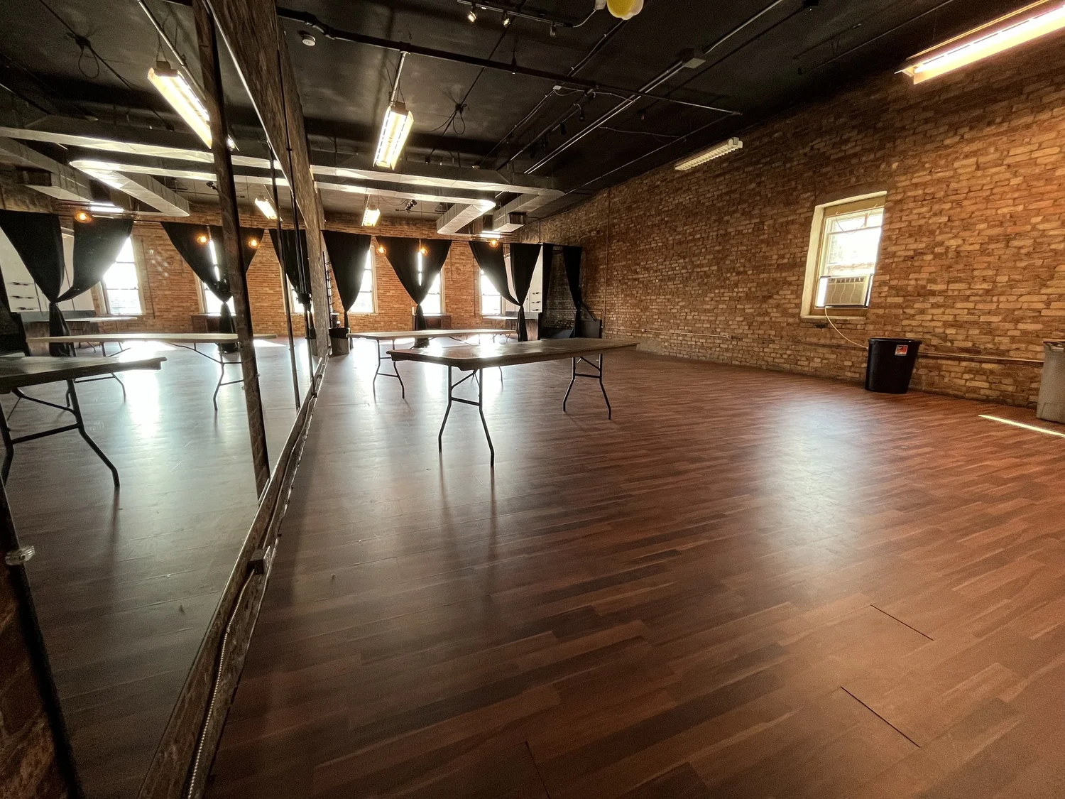 The Carriage Factory — Art 634