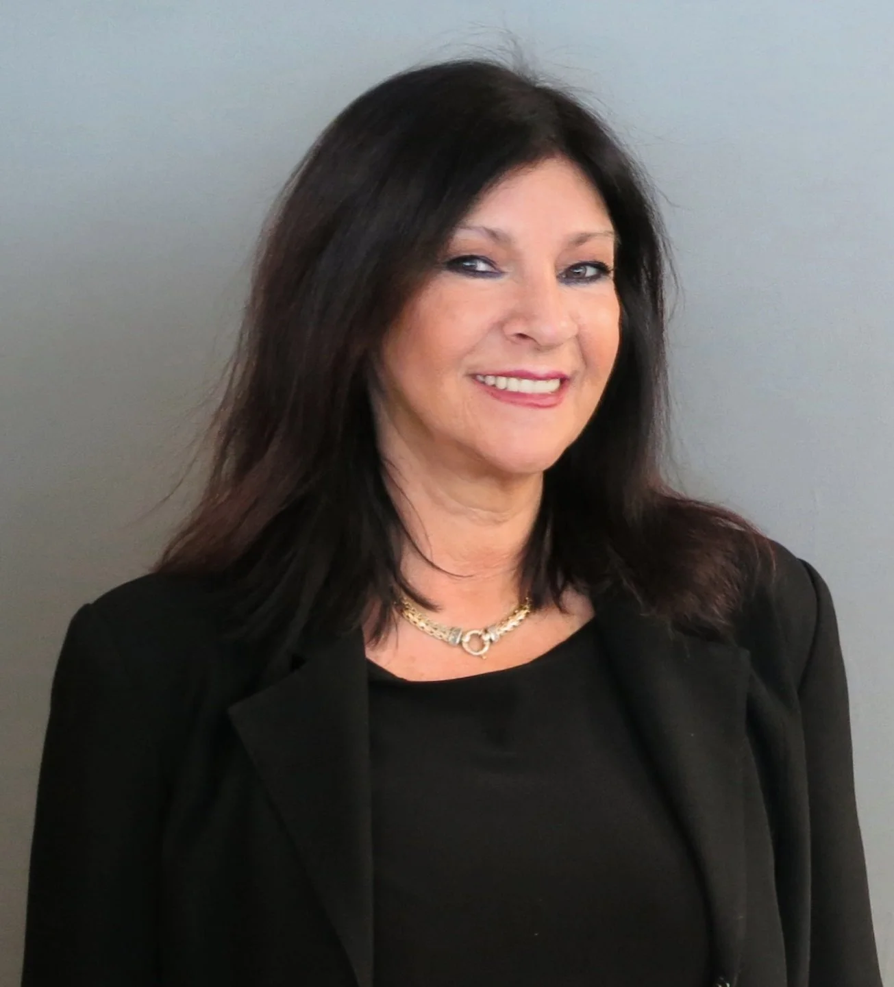 Honoring a Co-Worker — Satty & Partners