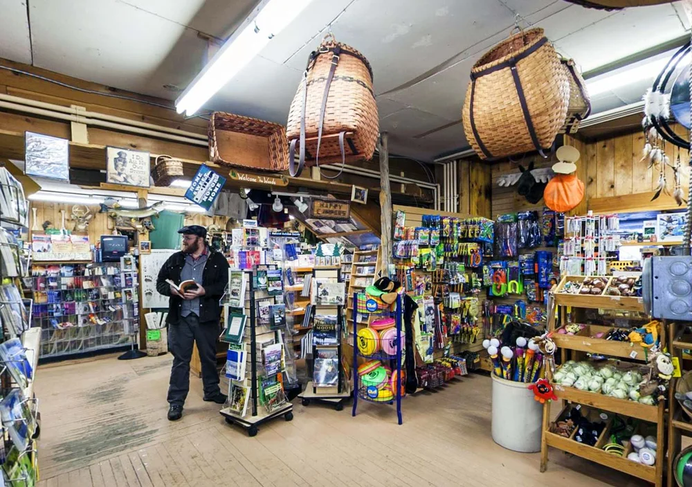 Hoss's Country Corner Photo Gallery — Hoss's Country Corner