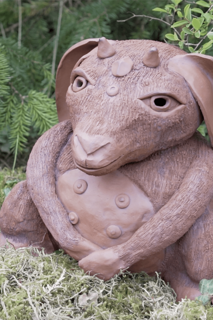 Making a Gargoyle — pottery to the people