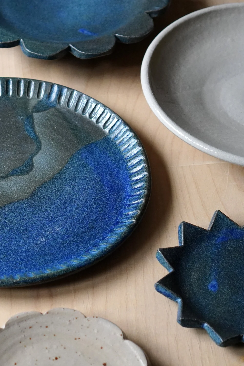Making a 9-piece plate collection — pottery to the people