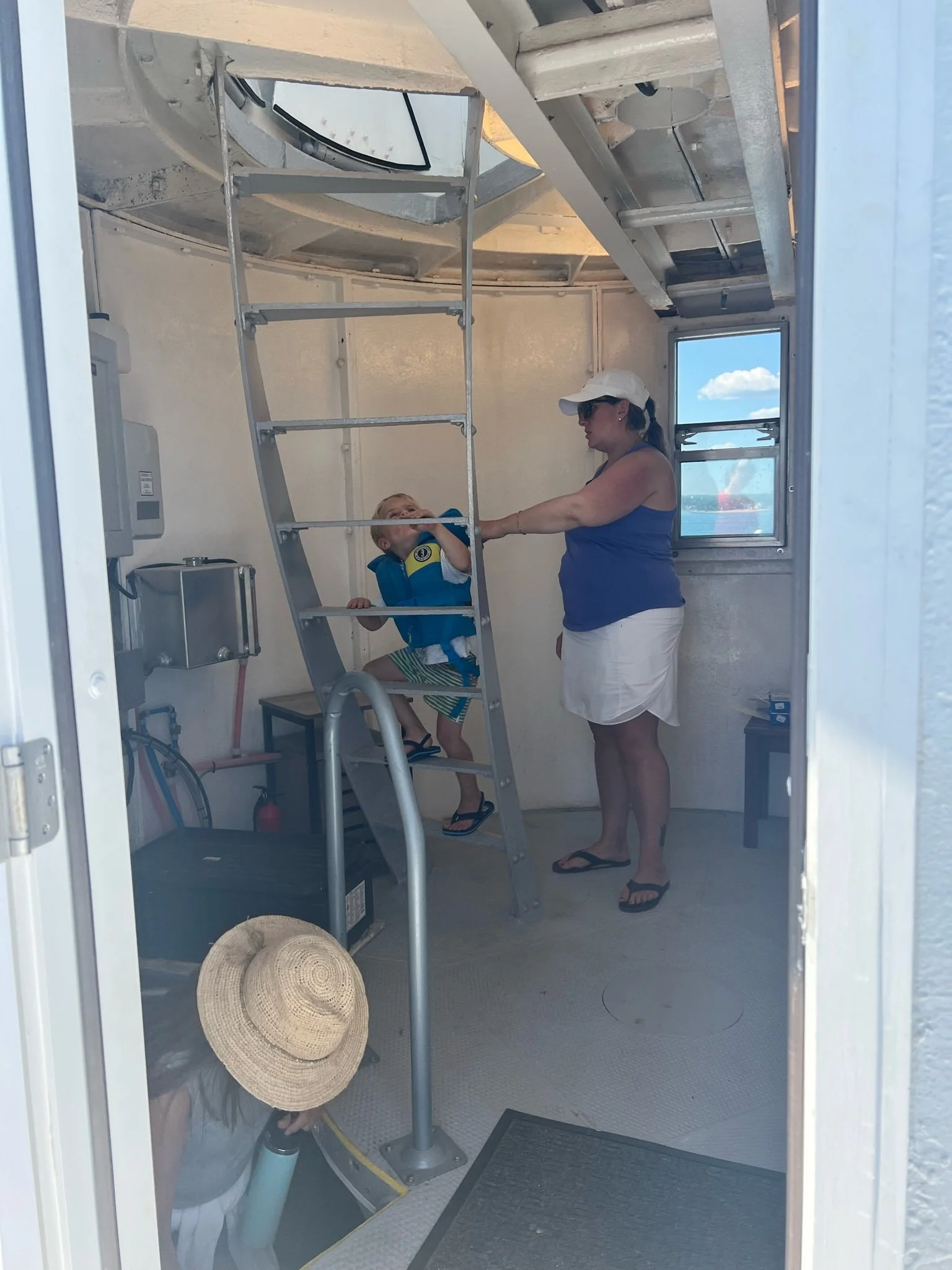 Visit the Light | Greens Ledge Light Preservation Society | CT