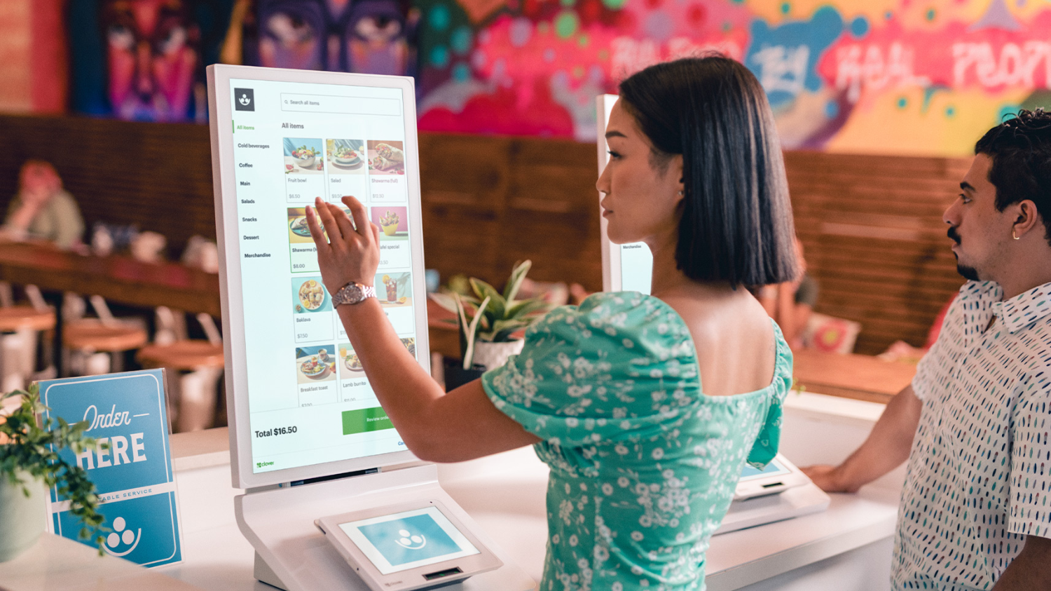 5 Key Factors to Consider When Choosing a Self-Ordering Kiosk for Your ...
