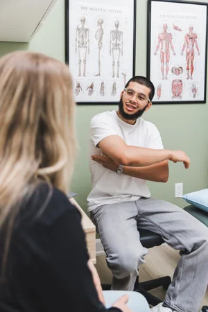 Osteopath in Leslieville Toronto | Back Pain & Mobility Care
