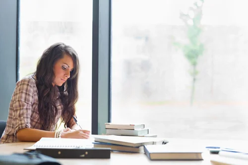 How to Write a College Transfer Essay That Works — GrowingMindsAAC