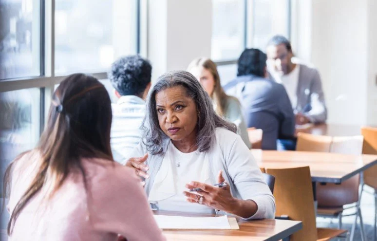 How to Choose the Right College Admissions Counselor — GrowingMindsAAC