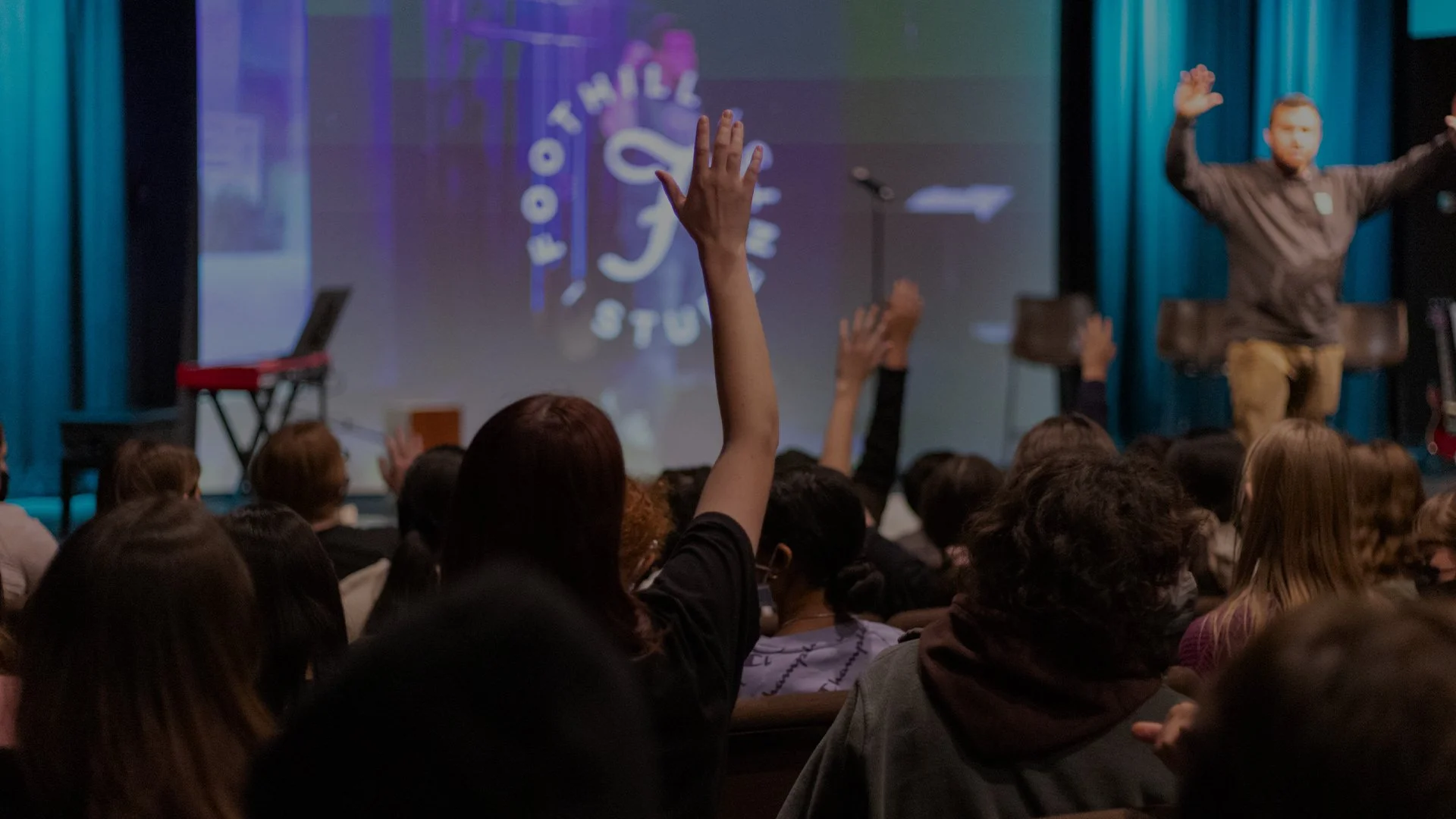 Foothill Church | Sundays at 9 AM + 11 AM