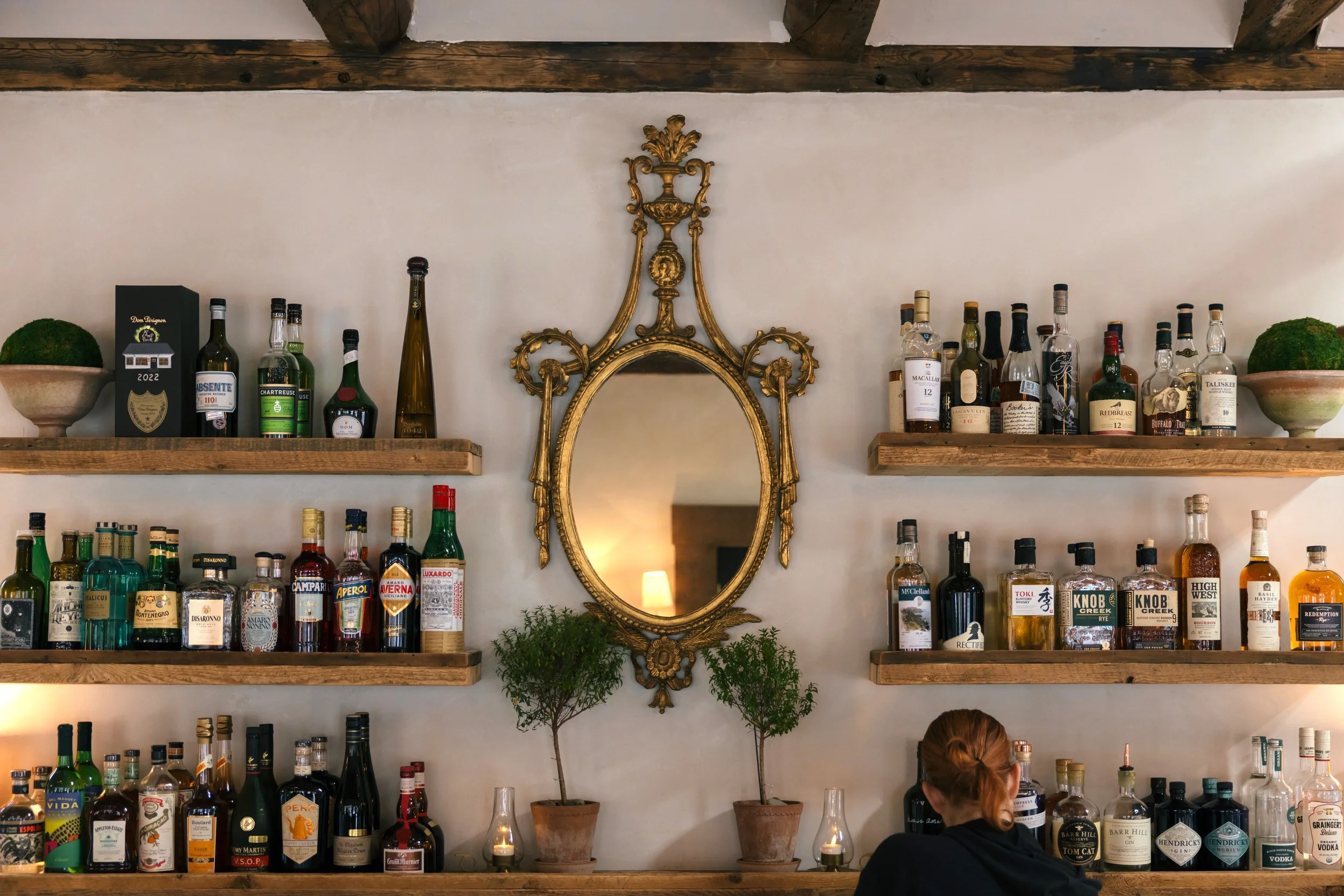AU COMPTOIR