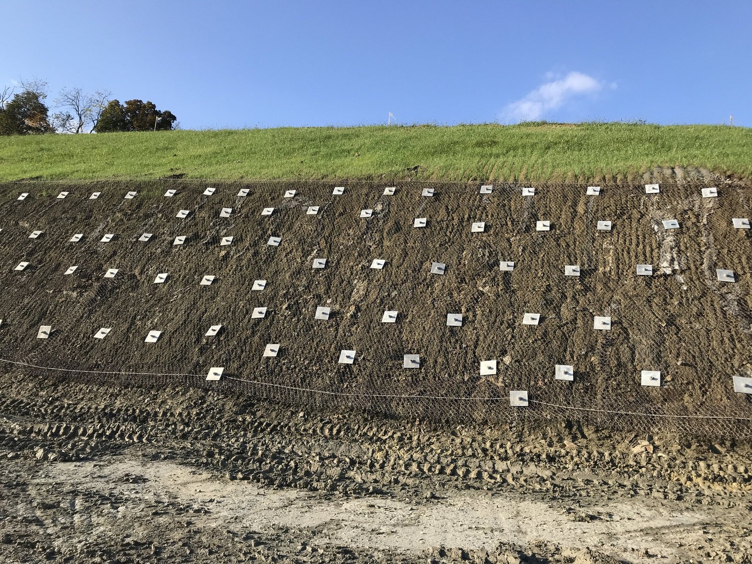 WHAT WE DO — Pinnacle Design/Build Group, Inc. - Retaining Walls