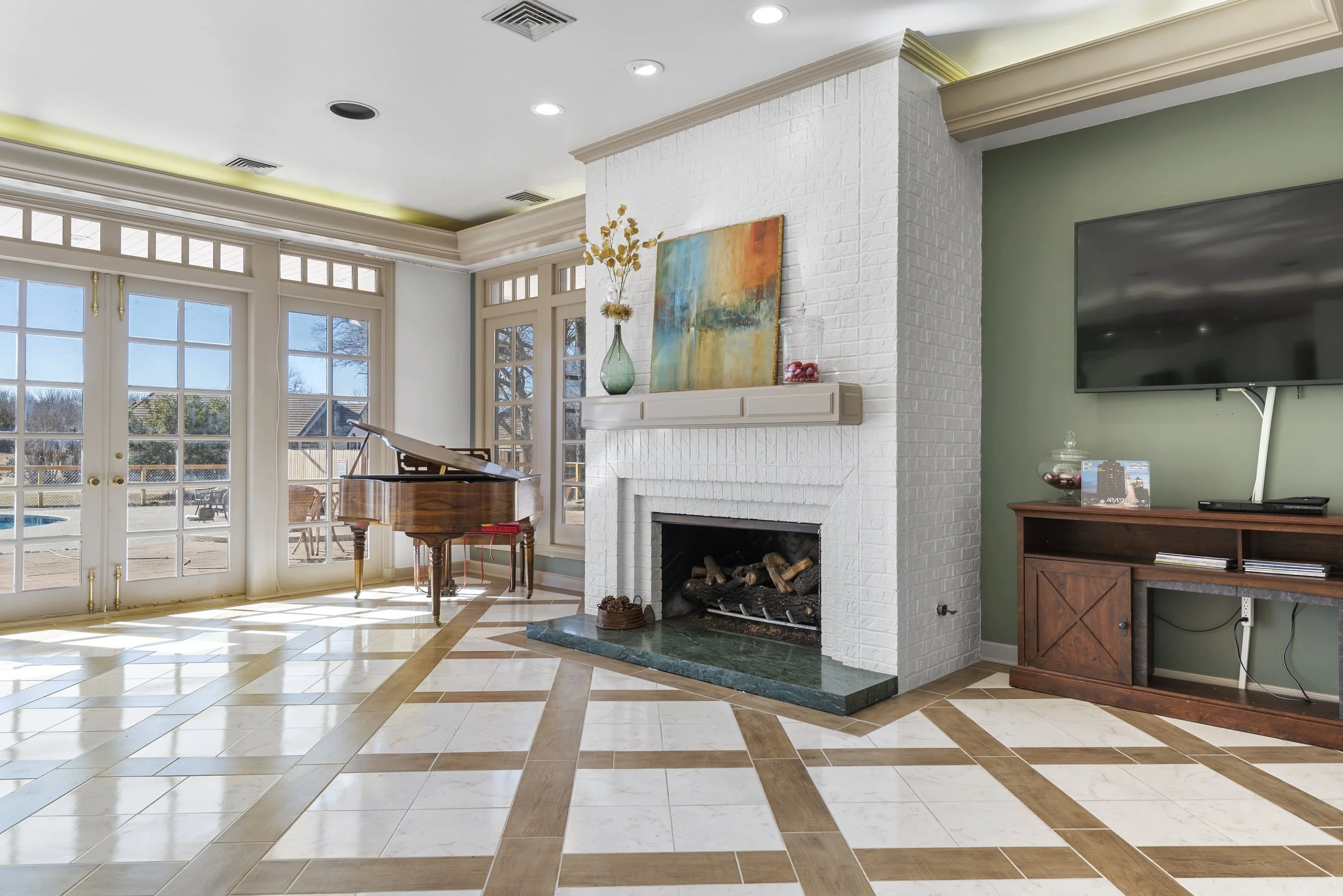 Gallery 1 — Jarrett Farm Resort