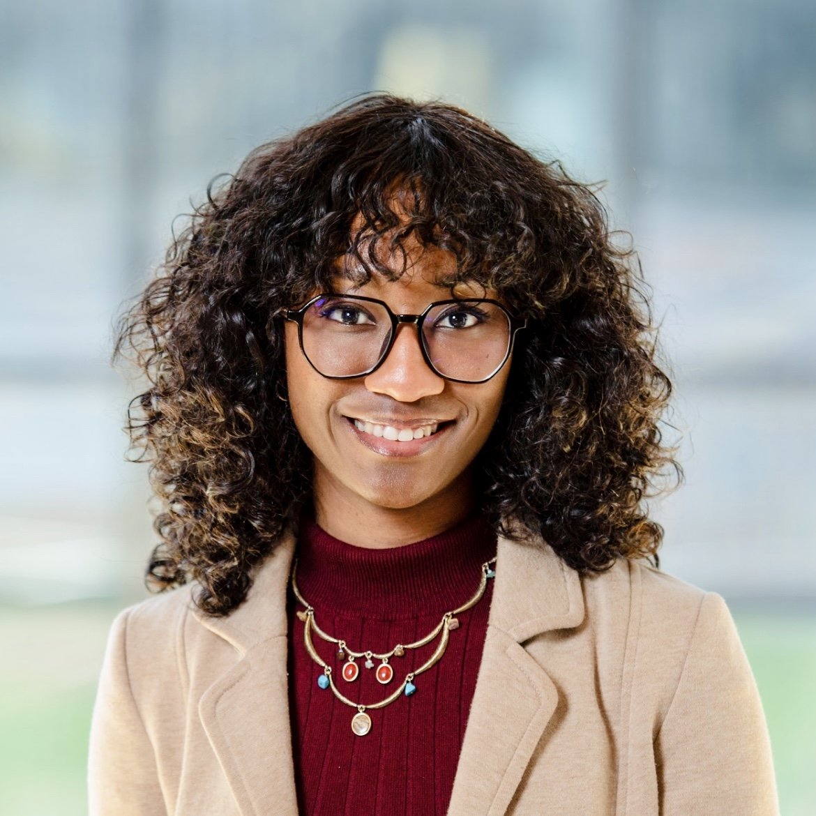 Takyah Smith: LGBTQ+, Trauma & Substance Use Therapist RI — Phoenix ...