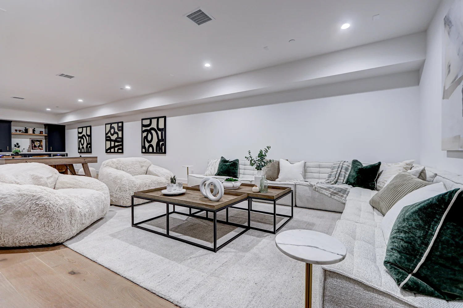 CMS INTERIOR DESIGN AND CONTRACTING