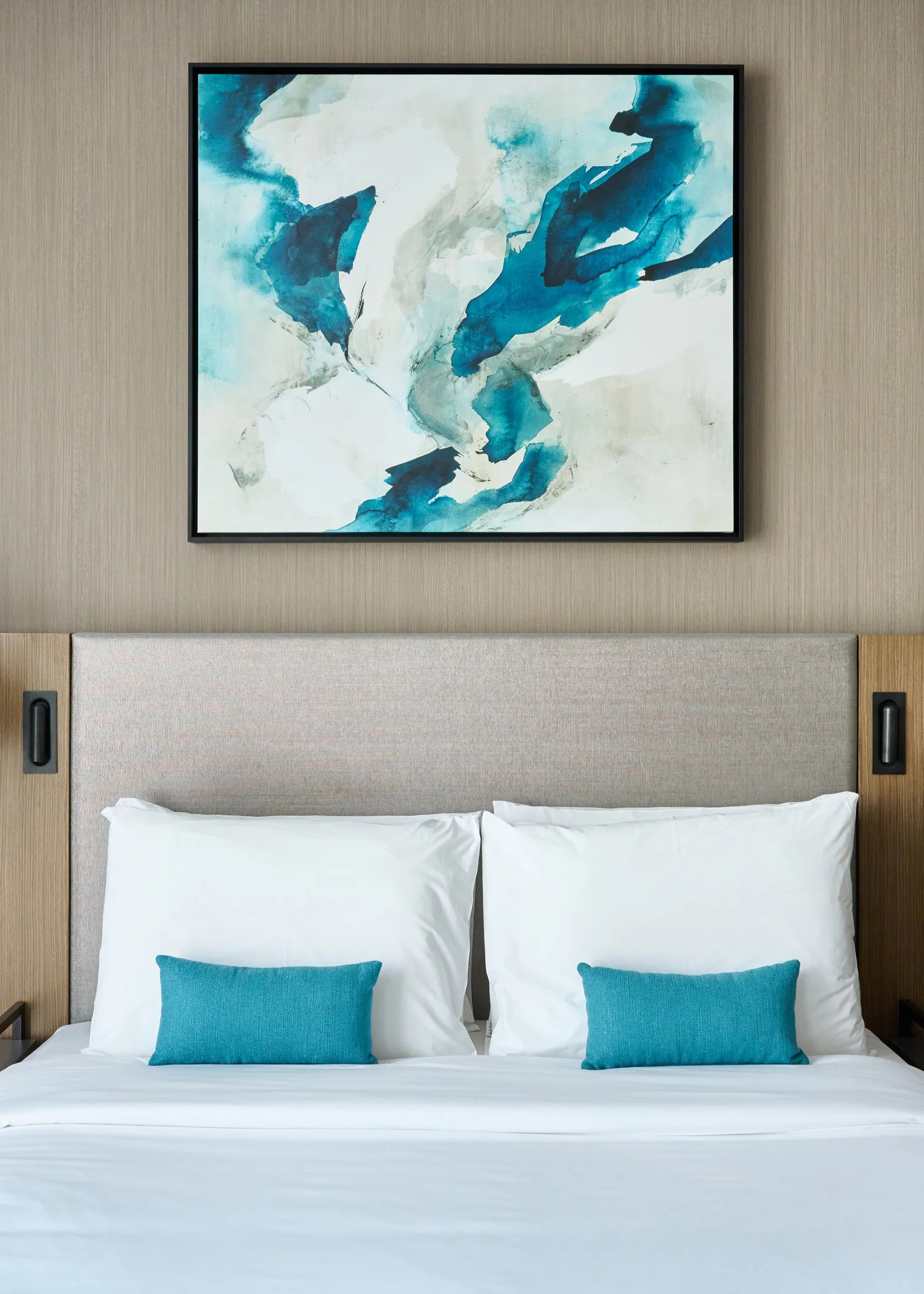 Days Hotel DXB | Capsule Arts