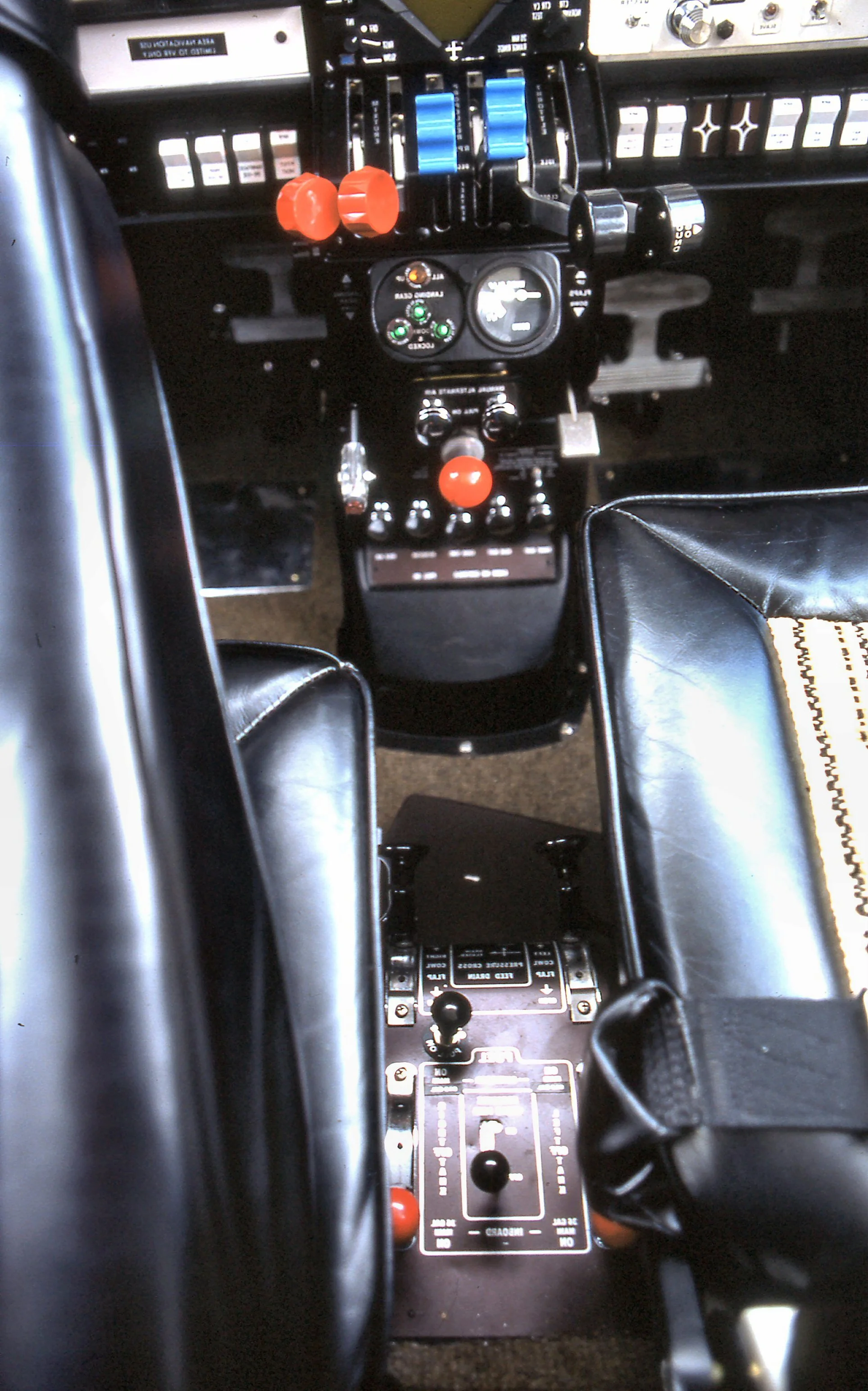 Aztec Family — Piper Aviation Museum