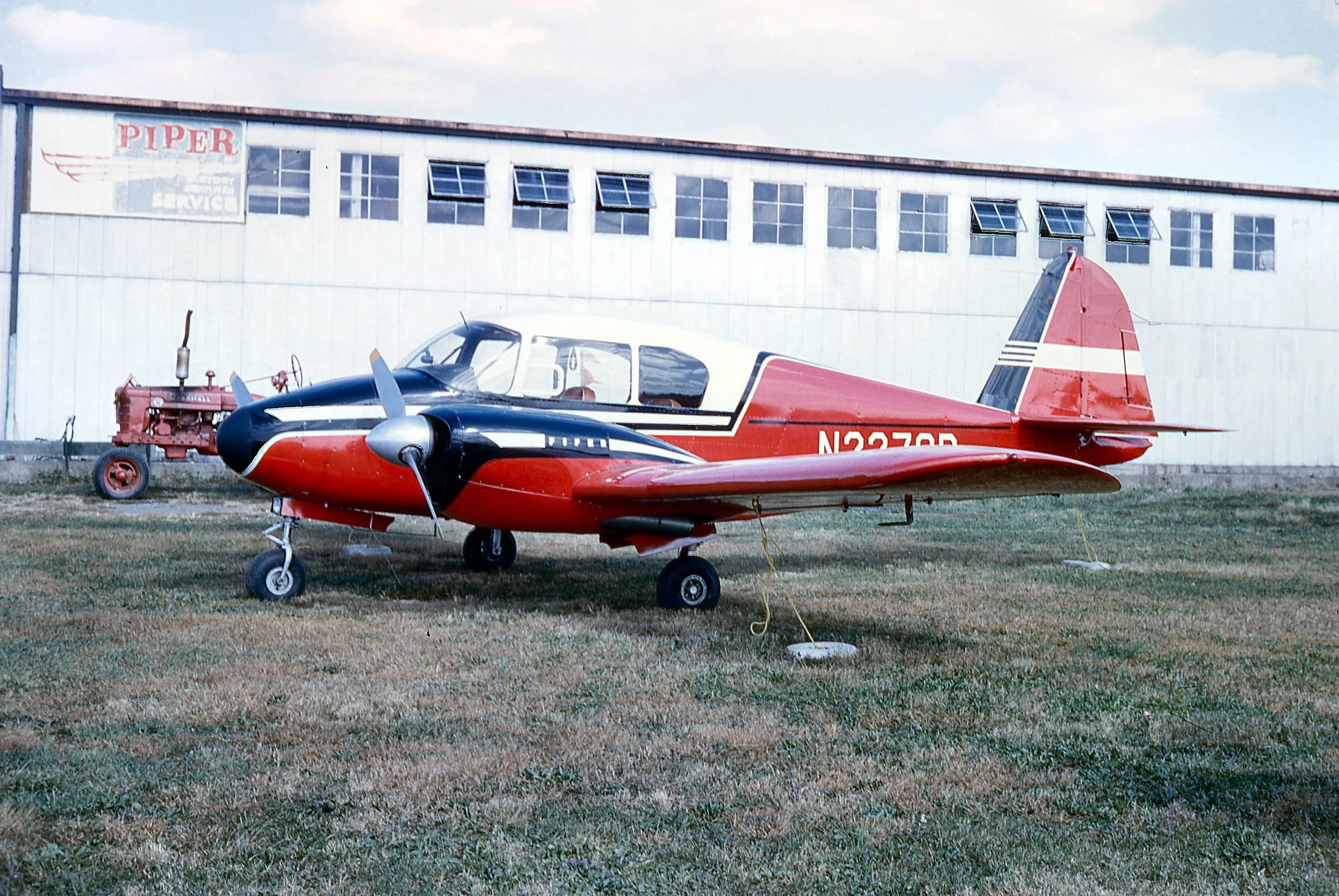 Apache — Piper Aviation Museum