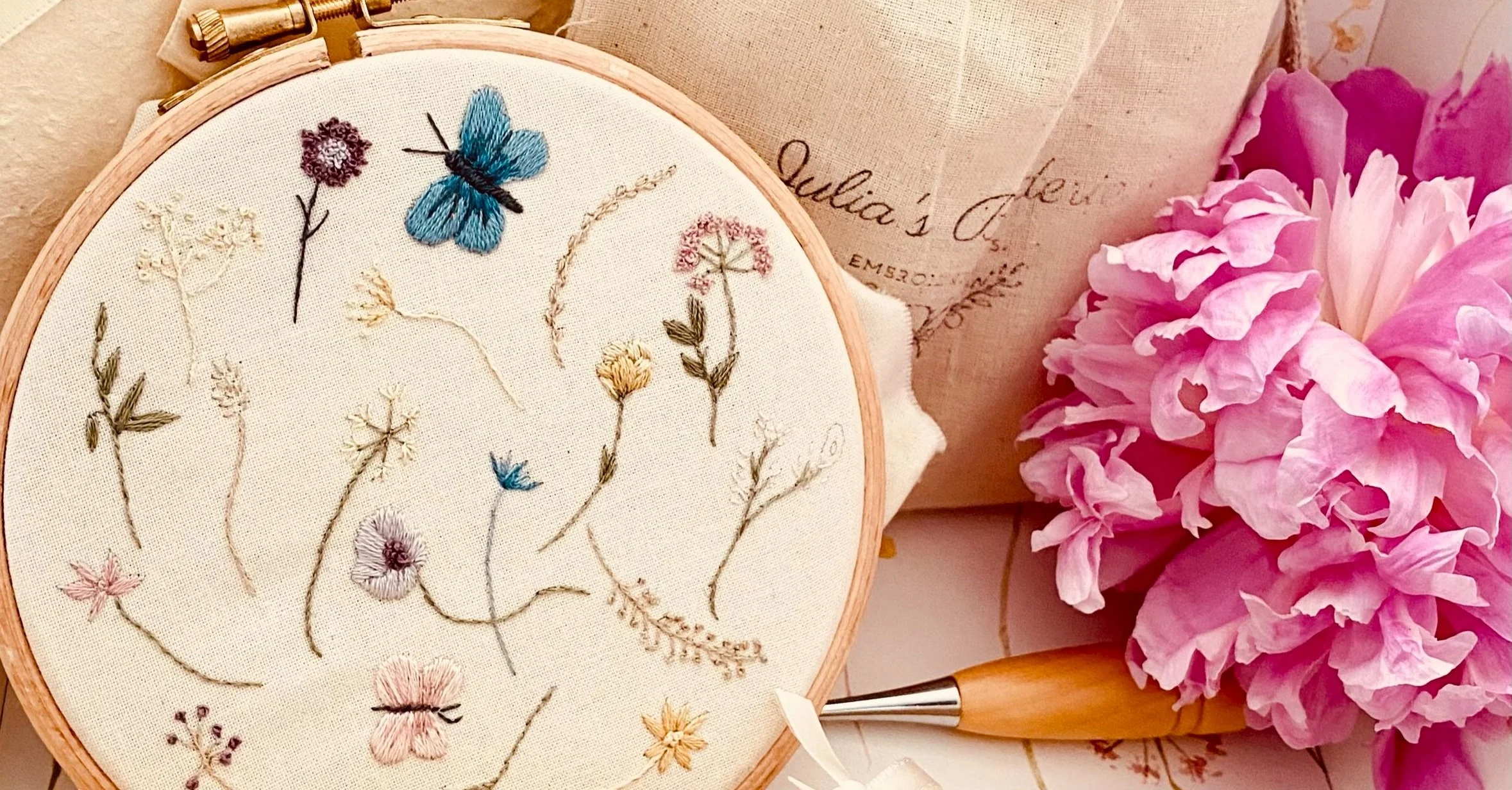 Stitch Garden Sampler, Easy Embroidery Kit for Beginners — Julias Broderie