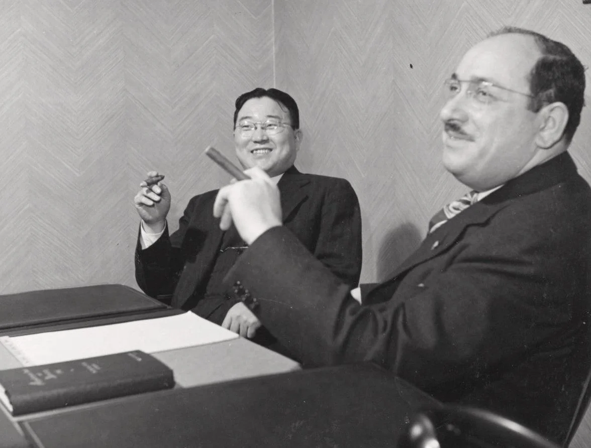 About 5 — The Chicago Shimpo