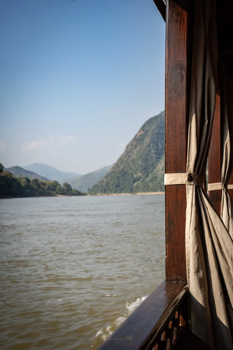 The Slow Boats of Laos - A Journey on the Mekong River - Huay Xai ...