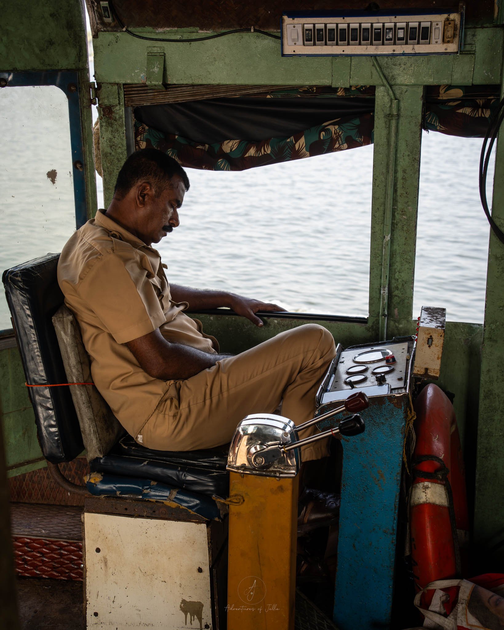 A guide to Alleppey, the backwaters of Kerala - boats, houseboats and ...
