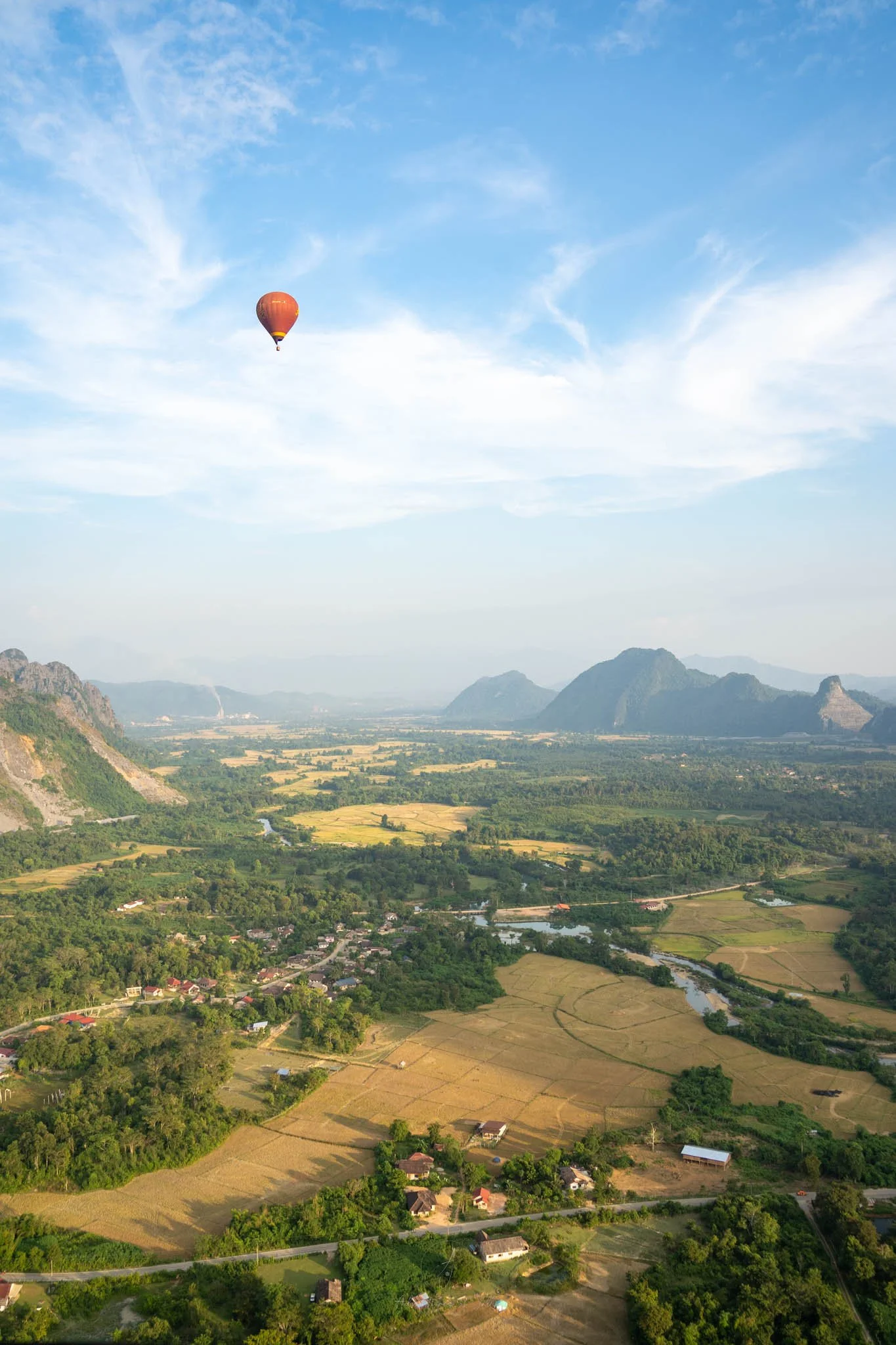 Hot Air Balloons in Vang Vieng - The Complete Guide — Adventures of Jellie