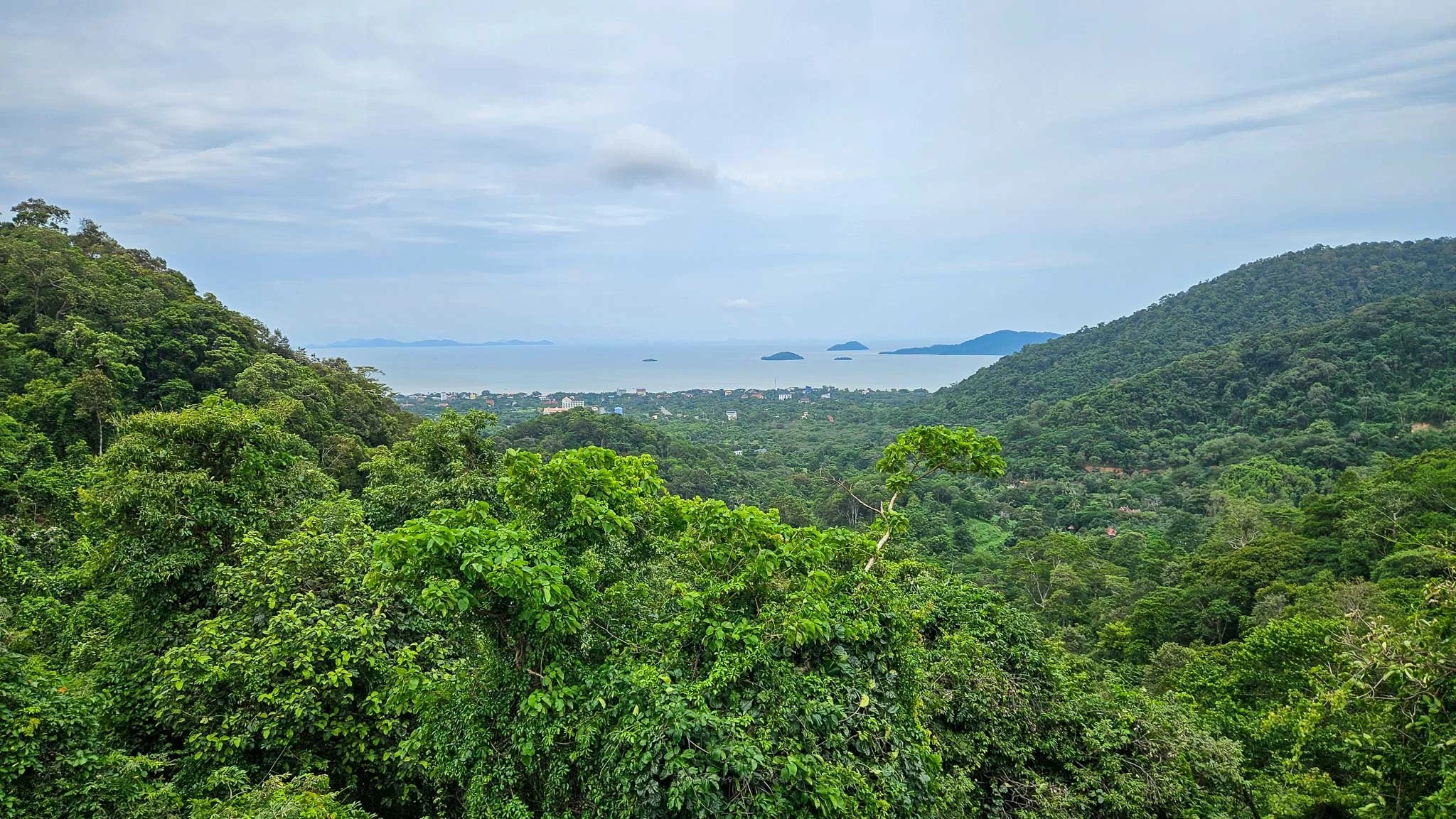 Kep, the Complete Guide - Kep Beach, the National Park and Kep Crab ...