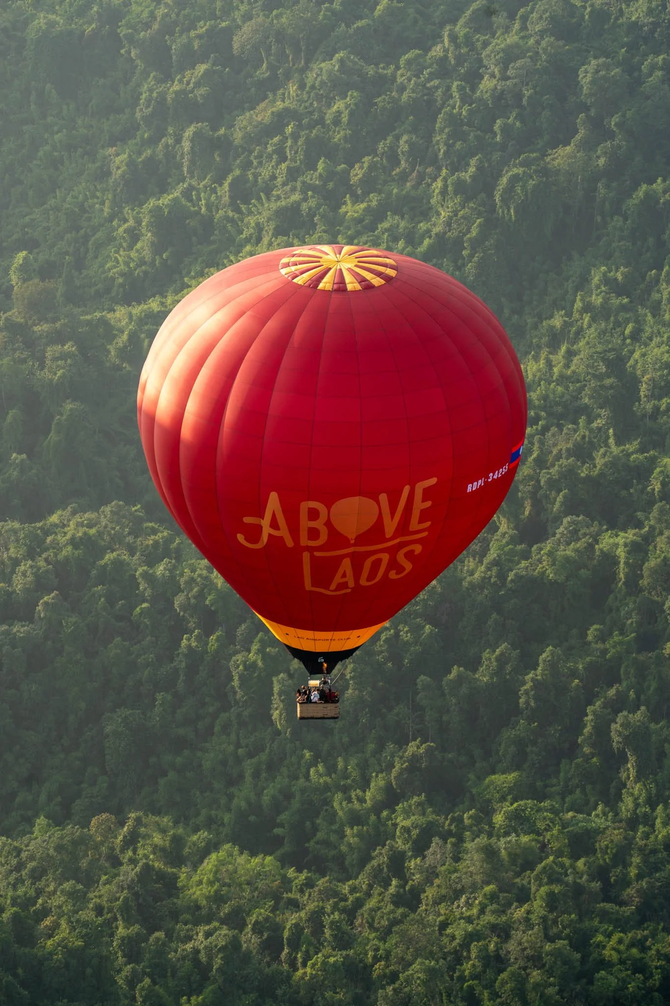 Hot Air Balloons in Vang Vieng - The Complete Guide — Adventures of Jellie