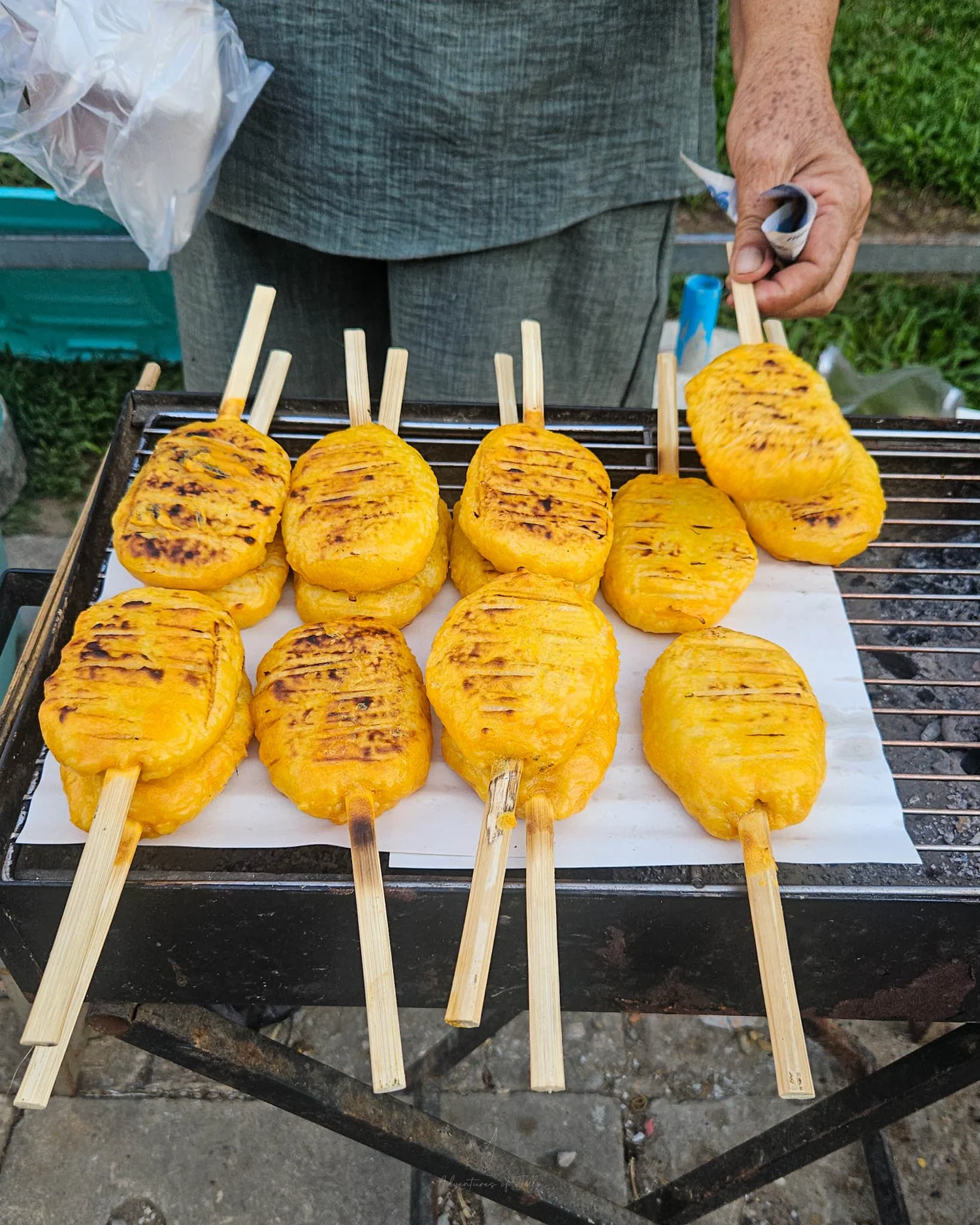 Where To Eat And Drink In Vang Vieng? — Adventures of Jellie
