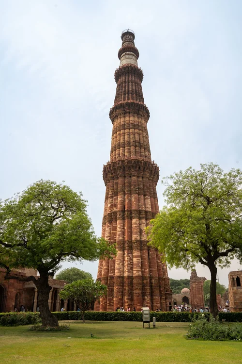 A Guide To Visiting The Qutub Minar — Adventures of Jellie