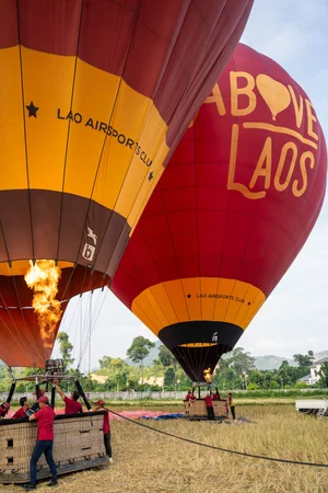 Hot Air Balloons in Vang Vieng - The Complete Guide — Adventures of Jellie