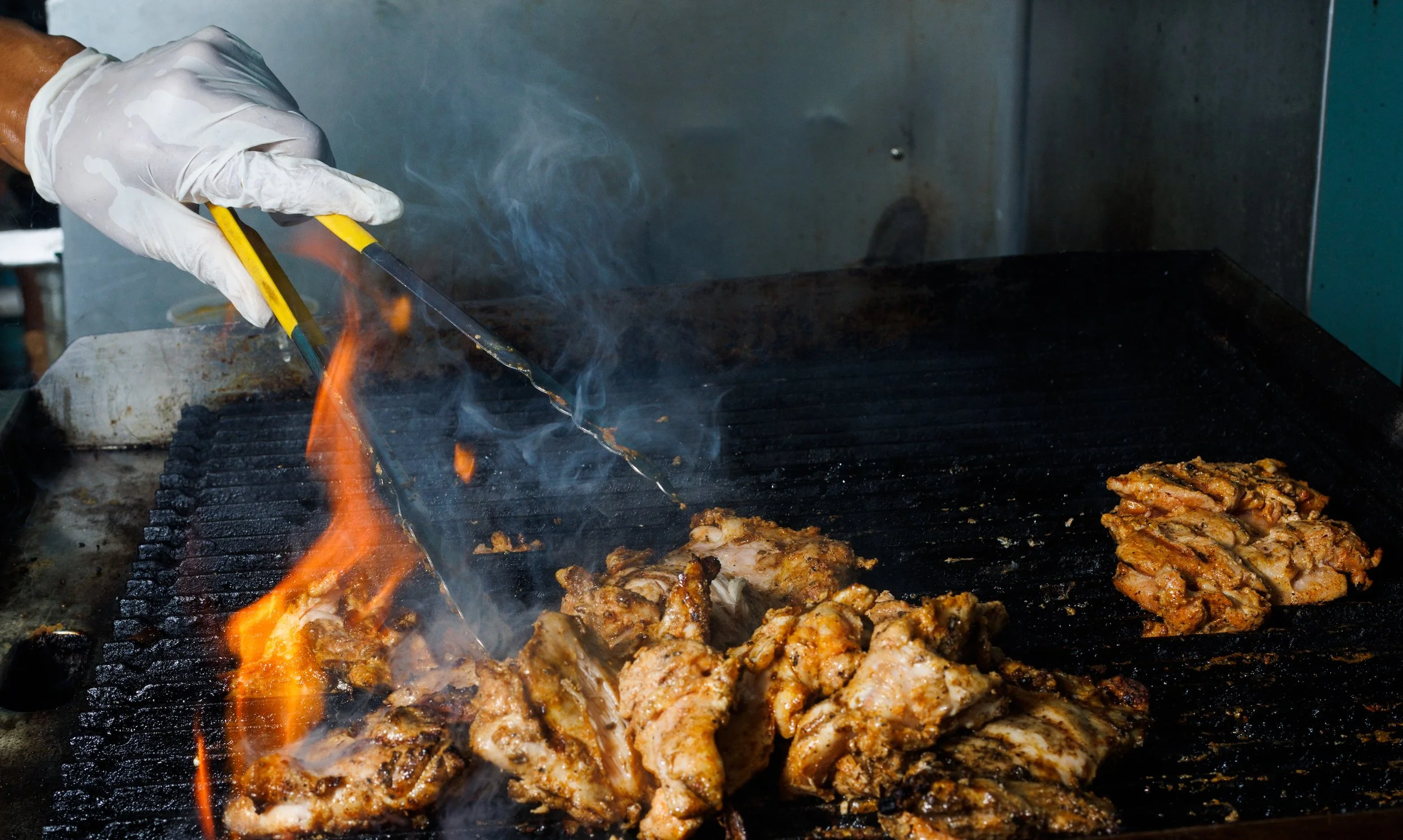 Tre's Street Kitchen