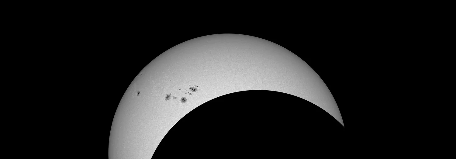 Sunny Build — Analog Sky