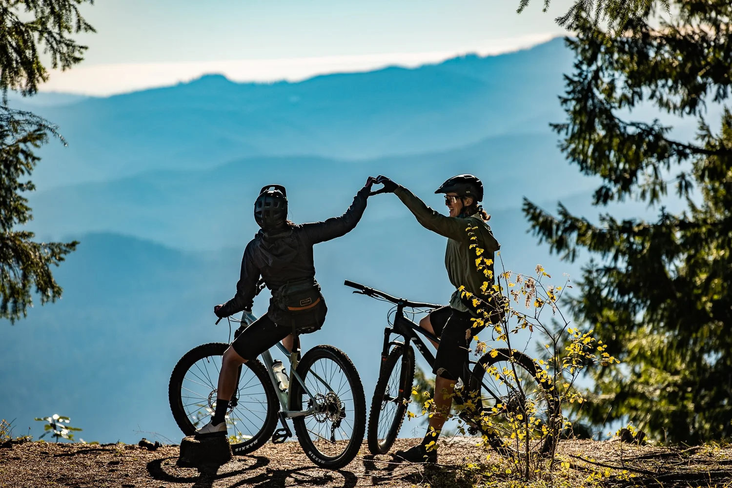 Expert Ski, Snowboard & Bike Services In Bend Oregon